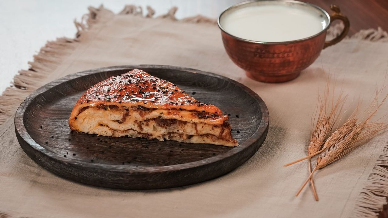 Diyarbakır kahvaltı kültürünün vazgeçilmezi: Gevre böreği